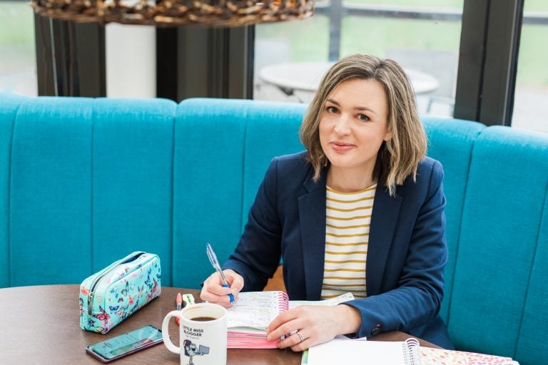 How to write the perfect ‘About Me’ page for your blog (with examples ...