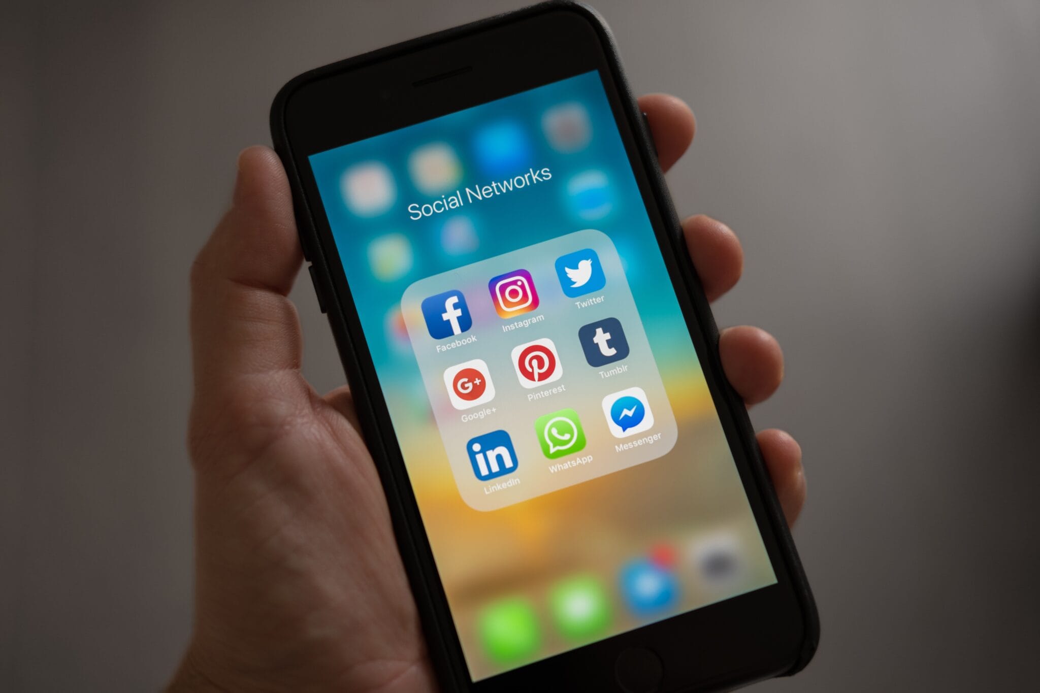 How to do a digital declutter: step-by-step [2026] - Productive Blogging
